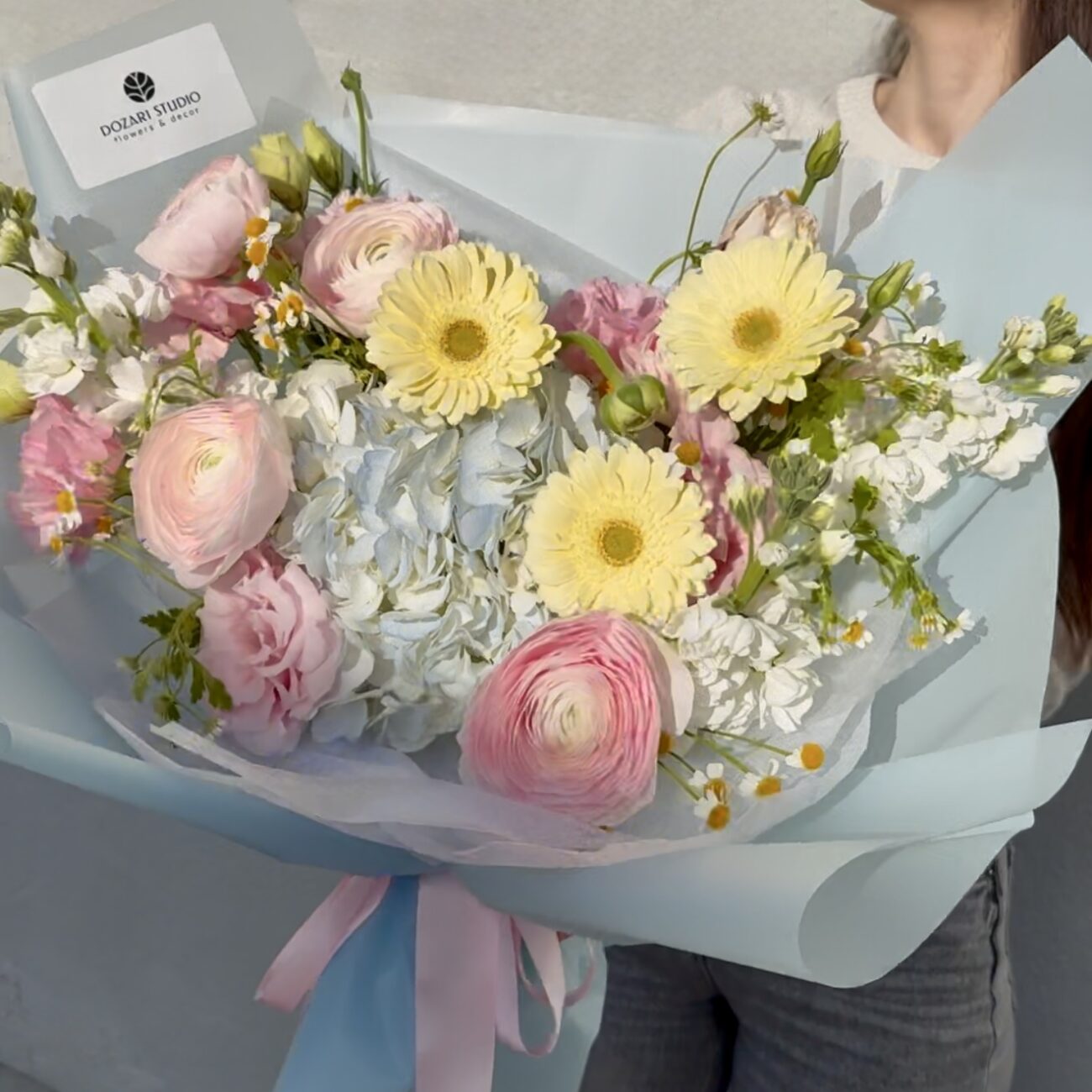 EASTER FLOWERS Archives - DOZARI STUDIO - Same Day Flower Delivery in ...